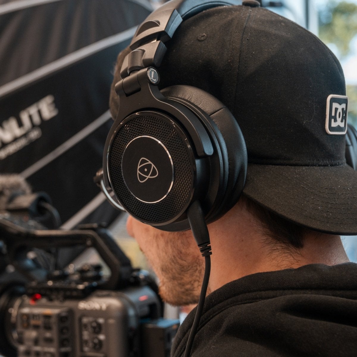 StudioSonic Production Headphones – Wired | Atomos